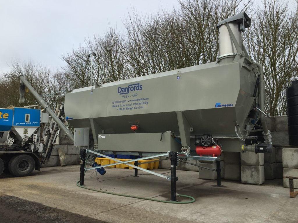 Mobile Low Level Cement Silo — Danfords