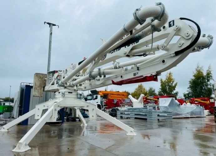 New Danfords Boom Makina BHD13 Metre Mobile Hydraulic Placing Boom ...